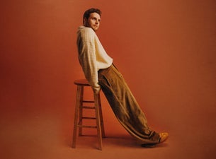 Alex Warren Tickets | 2026-27 Tour & Concert Dates | Ticketmaster UK